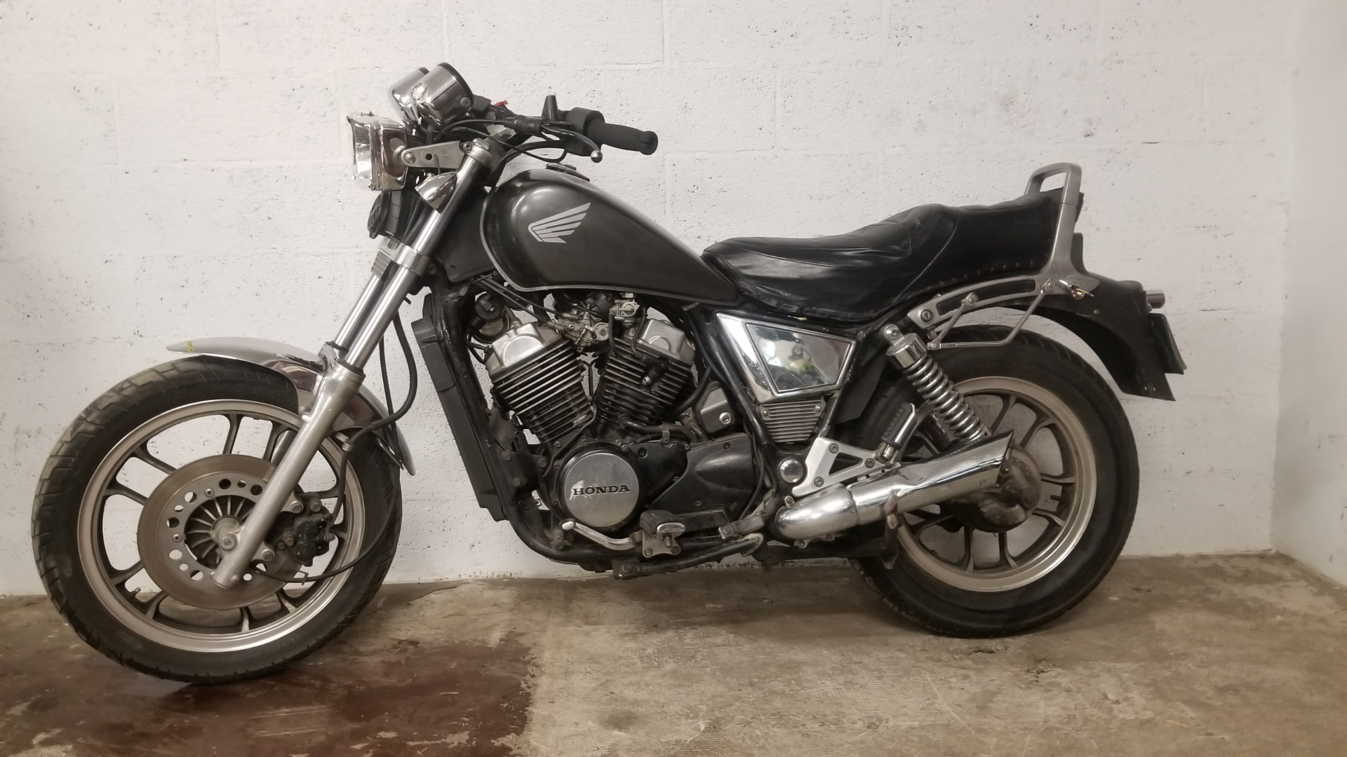 Moto depot : Motos d’occasion collection honda, VTC 500 HONDA GRIS